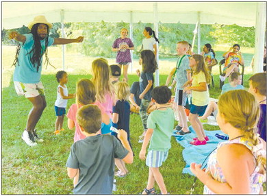 Uncle Jumbo Visits RT Family Library | The Fayette County Record