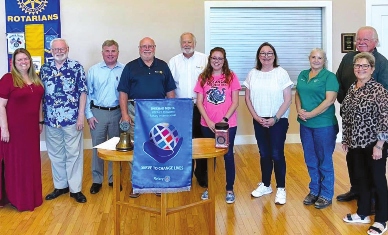 LG Rotary Installs New Officers | The Fayette County Record