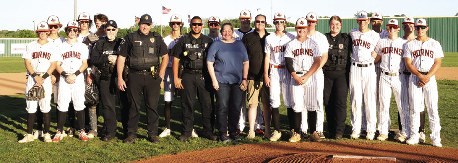 Horns Stun Weimar 6-5 | The Fayette County Record
